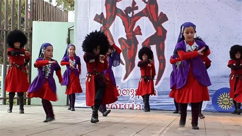 ადლიის სკოლა ანსანბლი ლაზარე Youtube