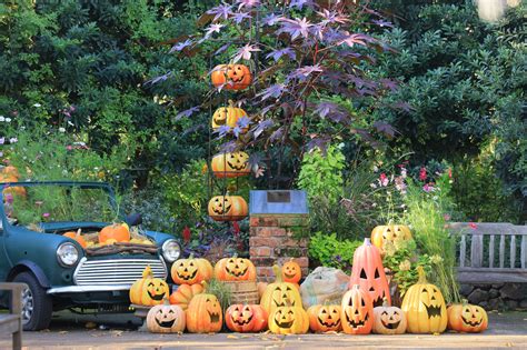 横浜イングリッシュガーデン「ハロウィン・ディスプレイ」＆「ハロウィンナイト」