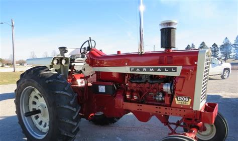 Sold International Harvester 1206 Tractors With 122 Hp Tractor Zoom