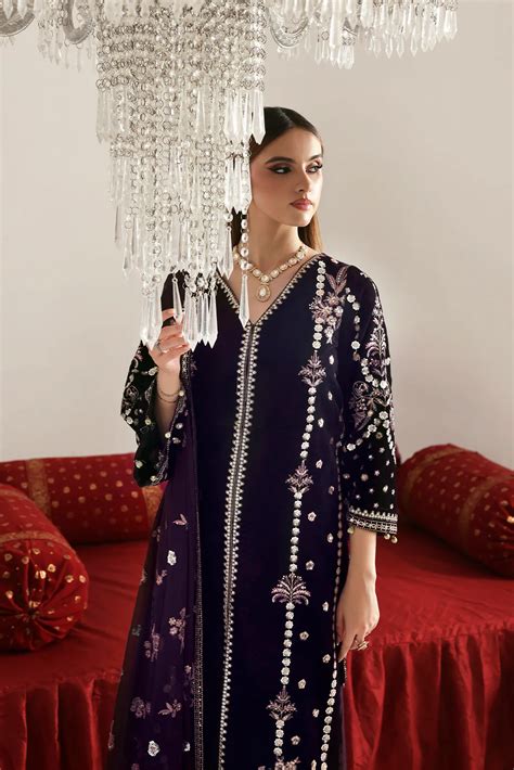 Dilnar Emaan Adeel Zarposh Velvet Collection 2025 Ayat B Wardrobe