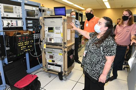 Maximizing Warfighter Core Capabilities Through Partnerships Robins
