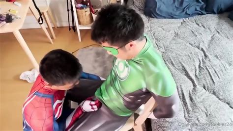 Heroes Green Lantern And Spider Guy Eporner