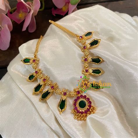 Traditional Kerala Palakka Pendant Neckpiece G8712 Vrikshamindia