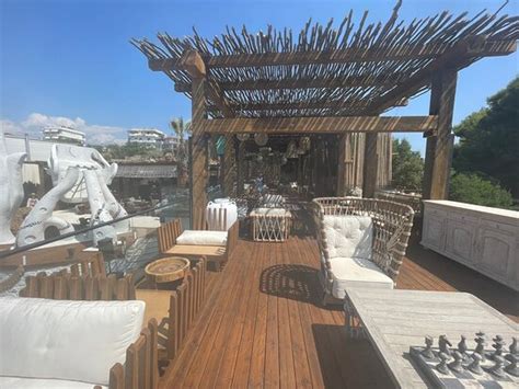 Principotes And Tulum Resto Lounge Ksamil Restaurant Avis Numéro De