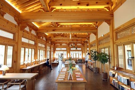 6월 2일 개관한 전주 덕진공원 연화정 도서관 스퀘어 유머 사건사고 덕질