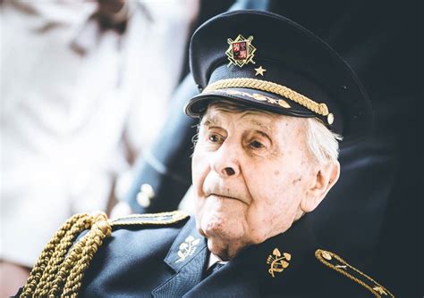 Spitfire Pilots And Aircraft Database Sgt Miroslav Antonin Liskutin Raf