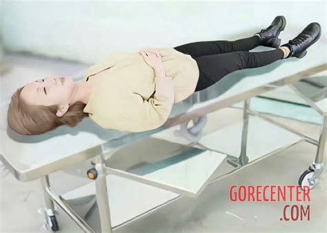 28 Year Old Chinese Beauty Drowned In River And Lying In Morgue
