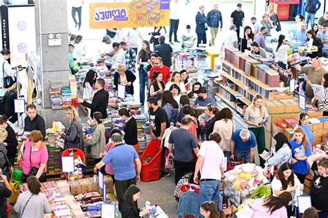 Biblusi And Pepela Outlet • ბიბლუსი And პეპელა აუთლეტი 👧 „იაპონური მოთხრობები“ X კლასიდან