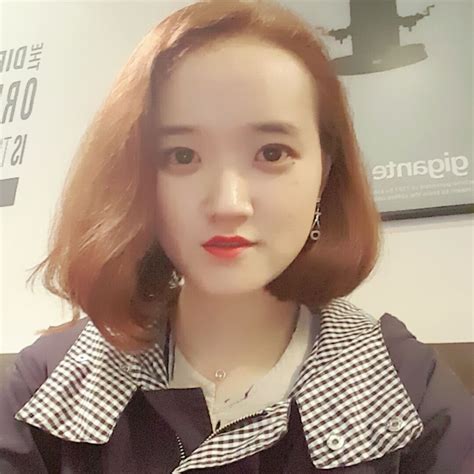 서울우유 주위에서 흔히 보는 우유팩 우리가 쉽게 우유를 만날 수 있도록 해주는 고마운 존재죠~ 이런 우유팩의 한글 명칭 제대로 알고 계신가요 우유팩의 올바른 한글