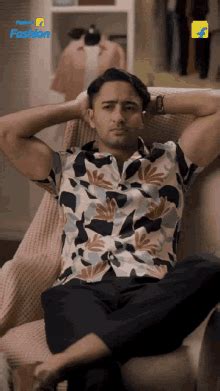 Shaheer Sheikh Mohabbat Hai Gif Shaheer Sheikh Mohabbat Hai Discover Share Gifs