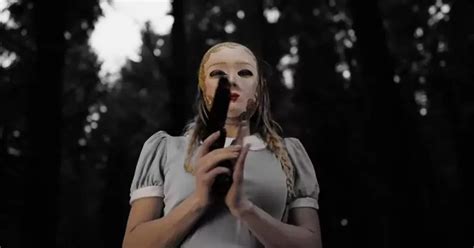 Goldilocks Horror Star Replays Gory Scenes In Sleep And Has Had To Ditch Scary Films Daily Star