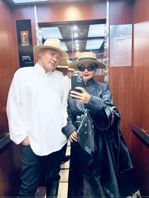 Дуучин Б Болд Х Мөнгөнцэцэг