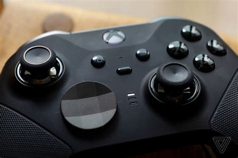 microsoft s repairability push now extends to xbox controllers too