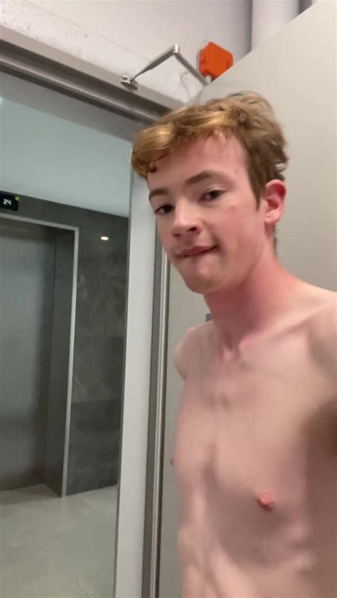 Naked In Public Hallway ThisVid