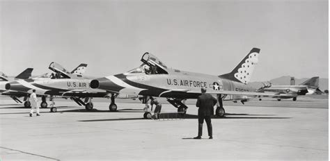 Usaf Thunderbirds North American F 100c Super Sabre Cavalcade Of Wings