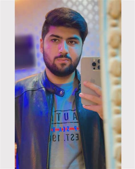 Roshaan Khan 🖤 Roshaan Khan 116 • Instagram Photos And Videos
