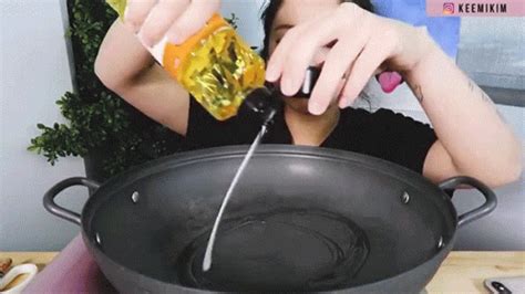 Pouring Oil 