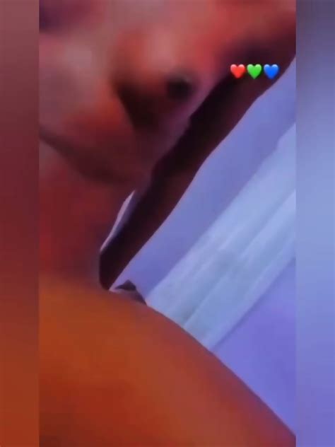 La Fille Dun Pasteur Équato Guinéen Filmé En Plein ébats Sexuels Eporner