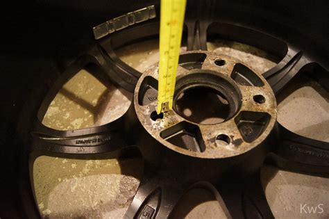 Measuring Wheel Offset