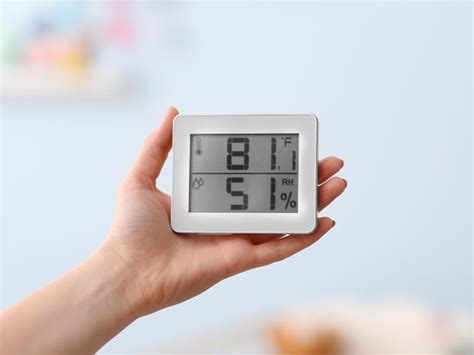 Monitoring Suhu Dalam Menjaga Kualitas Produk Hannainst