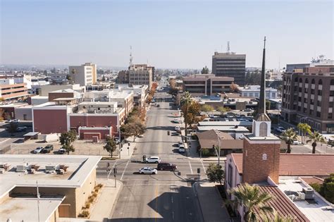 Pros And Cons Of Living In Bakersfield Ca Home Of The Purge