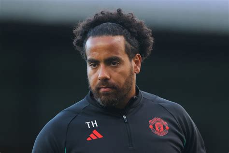Ex Star Who Has Played Against Terry And Van Dijk Believes Man United Legend Is The Leagues