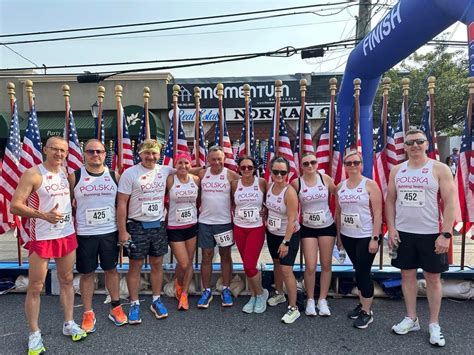 Bieg Dla Michaela Ollisa Z Reprezentacją Konsulatu Rp I Polonijnymi Biegaczami Radio Rampa
