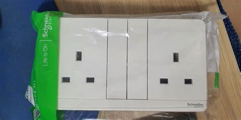 Schneider Socket Tv And Home Appliances Electrical Adaptors And Sockets