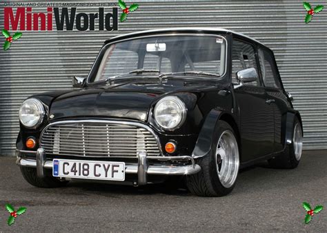 Classic Black Mini With Low Stance