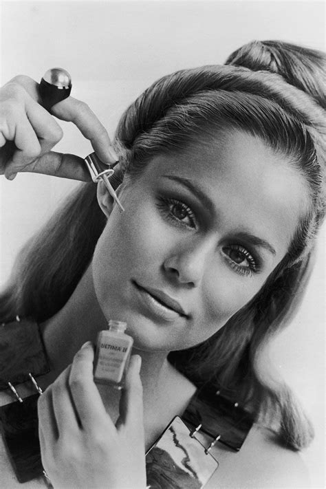 Lauren Hutton Vintage Fashion Photos Lauren Hutton Style Evolution
