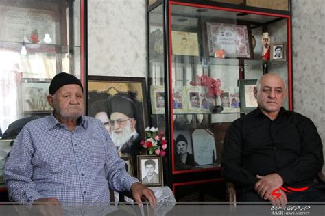 از راه انبیاء و شهدا فاصله نگیریم همراه ولی فقیه حرکت کنیم