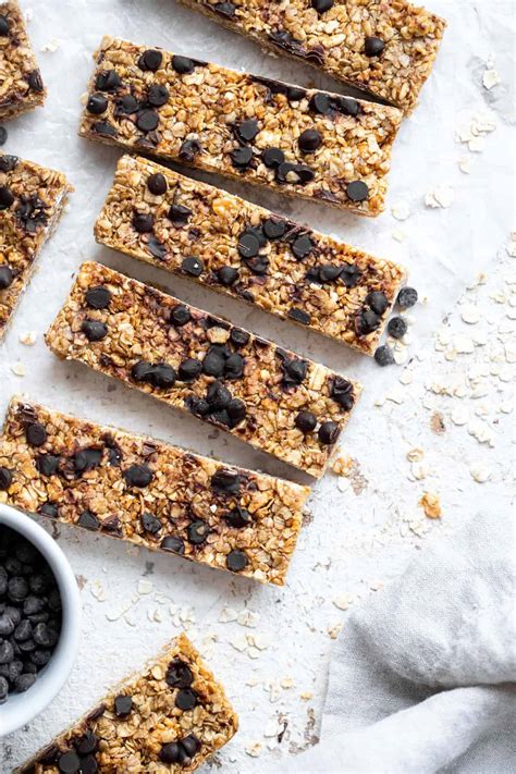 Healthy Chewy Granola Bar Recipe With Chocolate Chips Food Faith Fitness
