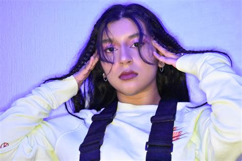 Alana Sukul Be Friends Pretty White