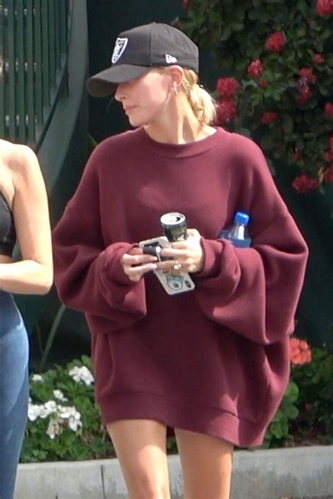 Hailey Bieber Leaves Pilates Class In West Hollywood 09102019