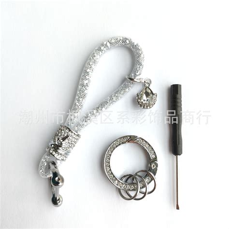 汽车钥匙链 镶钻水晶钥匙扣 女神水晶挂件 汽车配饰批发 厂家直销 阿里巴巴