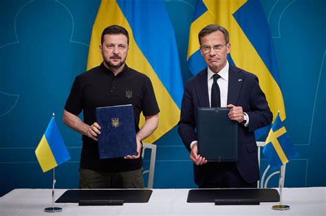 Ukraine Sweden Sign Long Term Security Agreement