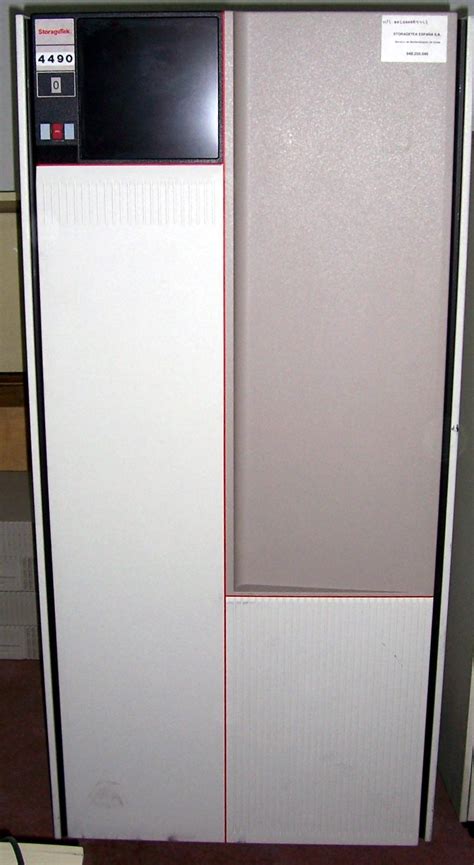 Museo Informático De La Escuela De Ingeniería Informatica De Valladolid Sistema Ibm 390