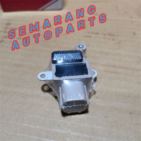 Jual Ic Regulator Altenator Avanza Apv Innova Lama Ic Dinamo Ampere Avanza Shopee Indonesia