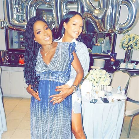 Rihanna Lovers One Of The Rihannas Best Friend Leandra