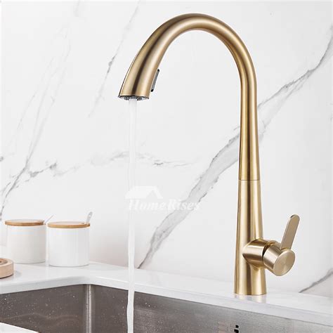 Brushed Brass Modern Kitchen Faucets Brass Pull Out Spray Rotatable