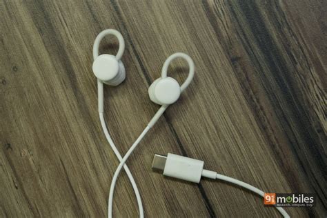 Google Pixel Earbuds Usb Type C Review The Best In Box Earphones Period Mobiles Com