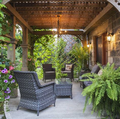 ultimate guide choosing the perfect pergola shade for your outdoor space [updated september