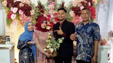 Bu Guru Salsa Viral Video 5 Menit Heboh Dipersunting Guru It Dengan Mahar Segini Telisik Id