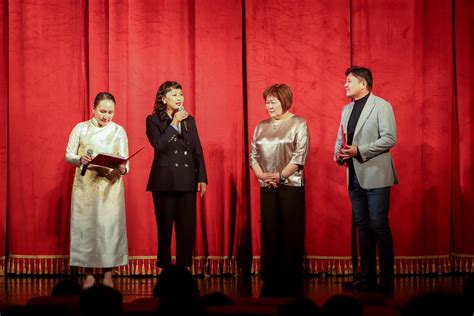 Улсын Драмын Эрдмийн Театр Улсын Драмын Эрдмийн Театр