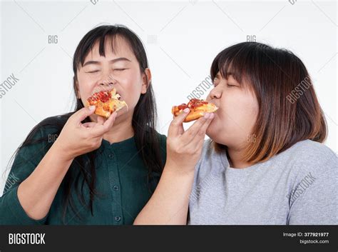 Fat Girl Eating Pizza