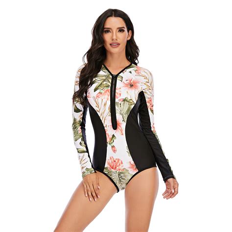 2021 Hot One Piece Plus Size Long Sleeve Rash Guard Women China Surf