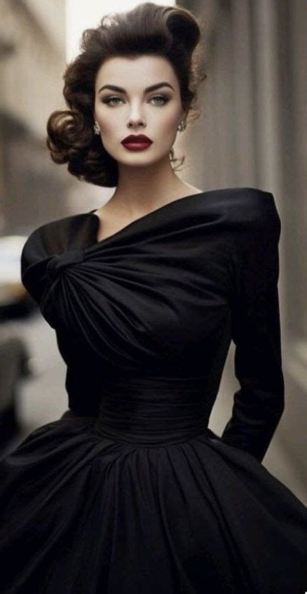 Pin By 乇ɱίℓƴ On Ƭiɱҽℓҽѕѕ βℓαcƙ In 2024 Black Dresses Classy