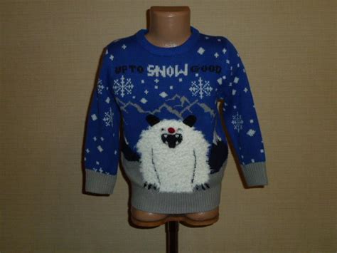 Класний новорічний светр на 3 4 роки в ідеалі George — ціна 130 грн у каталозі Кофти та светри