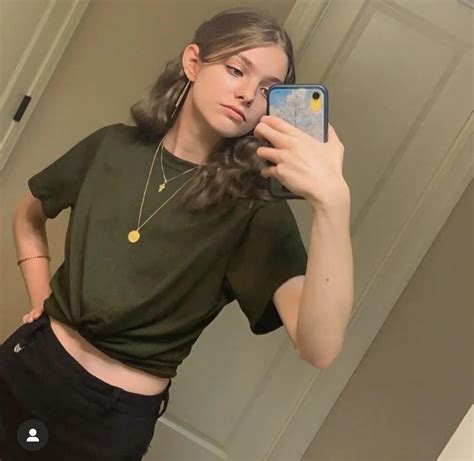 Emma And Isabel 🥵 R Emmamyersnsfw 1