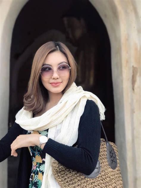 မိုးပျံပူဖောင်းစီးရင်း ပရိတ်သတ်တွေရင်တလှပ်လှပ်ဖြစ်အောင် Tiktok ဆော့ပြလိုက်တဲ့ ပုဂံသူလေး အစော